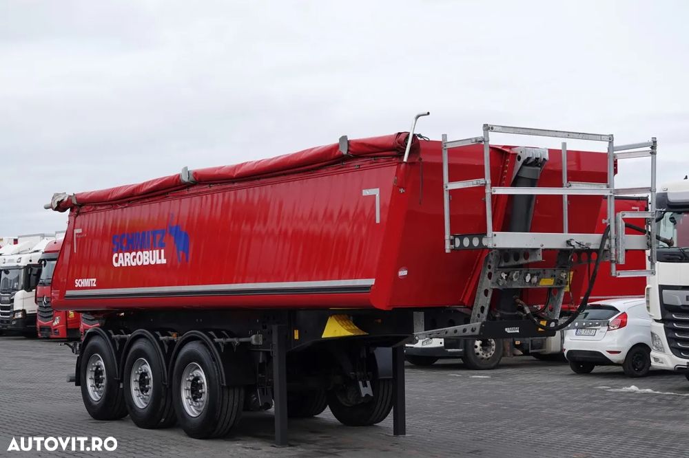 Utilizat Schmitz Cargobull BASCULANTE / 25 mc / 2021 / PNEURI 100% / GREUTATE: 5100 KG / AXIE ...