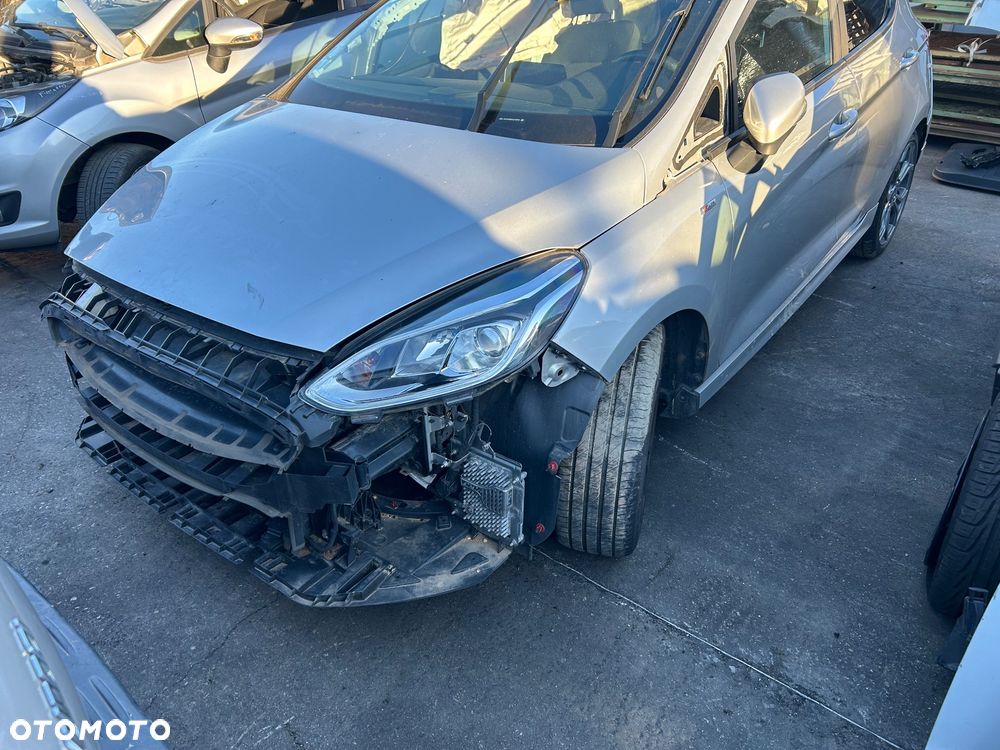 Używany Zestawy części blacharskich - 2 400 PLN - Otomoto.pl