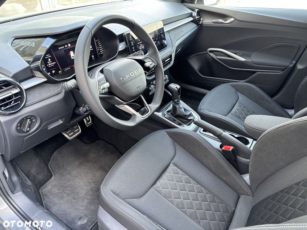 Używany Skoda Fabia 2025 - 104 800 PLN, 990 km - Otomoto.pl