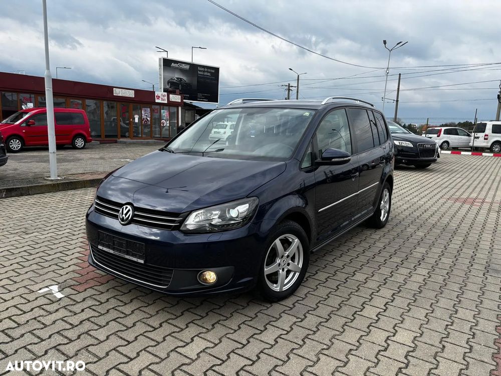 Utilizat Volkswagen Touran 2011 - 7 950 EUR, 209 000 km - Autovit.ro
