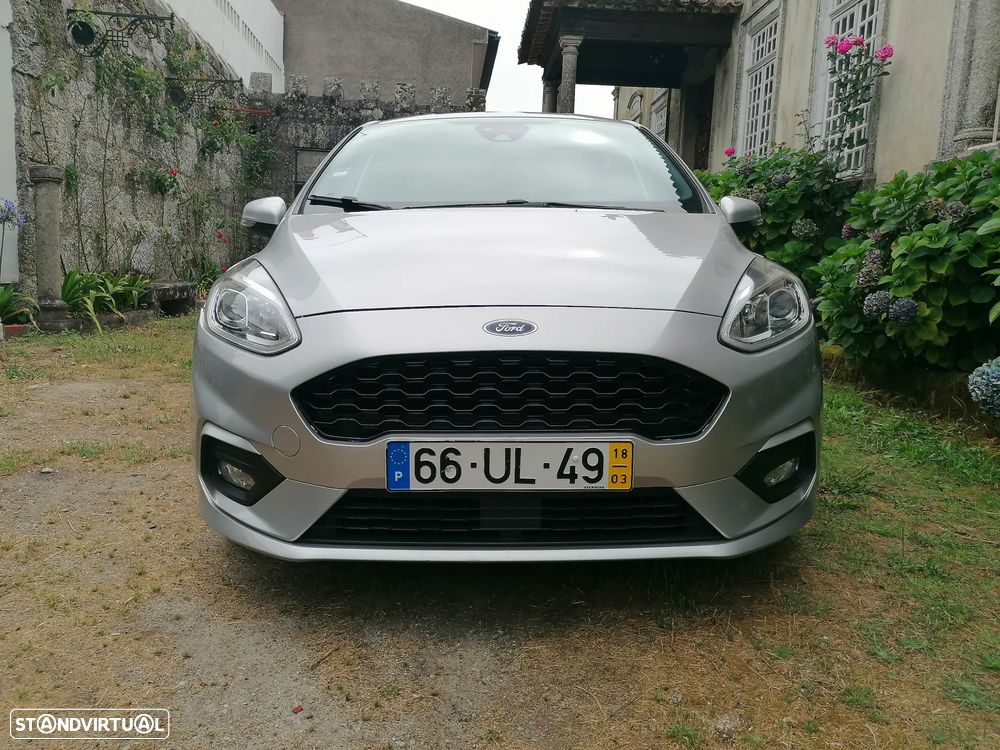 Usados Ford Fiesta - 13 800 EUR53 656 km, 2018 - Standvirtual