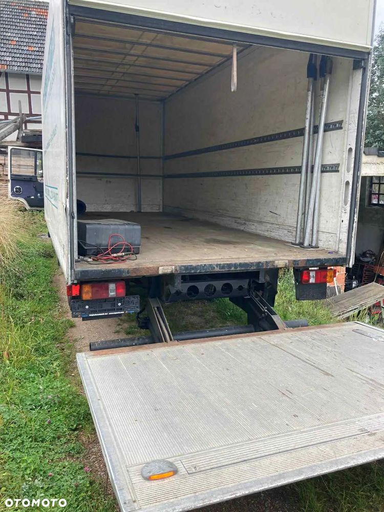 Używany MAN LE 8.180 Kontener + Winda 2003 - 18 500 PLN, 353 371 km - Otomoto.pl