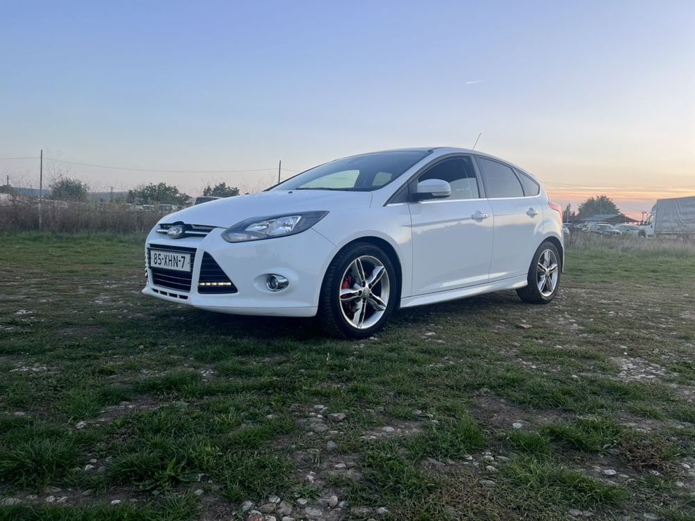 Utilizat Ford Focus 2012 - 4 550 EUR, 203 613 km - Autovit.ro