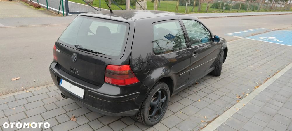 Używany Volkswagen Golf 1998 - 7 000 PLN, 208 000 km - Otomoto.pl