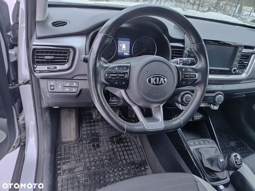 Używany Kia Stonic 2019 - 58 000 PLN, 64 000 km - Otomoto.pl