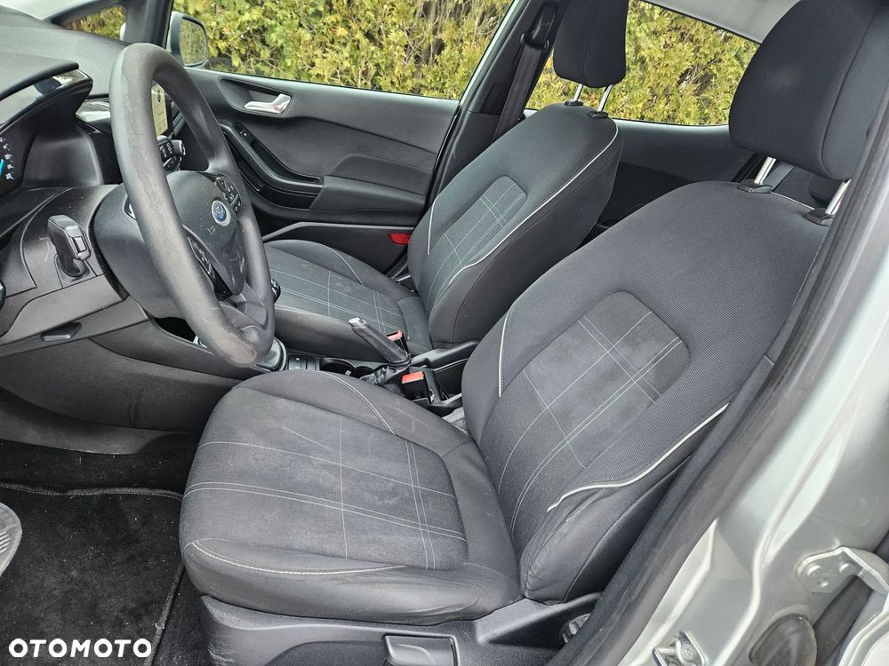Używany Ford Fiesta 2018 - 15 900 PLN, 122 180 km - Otomoto.pl