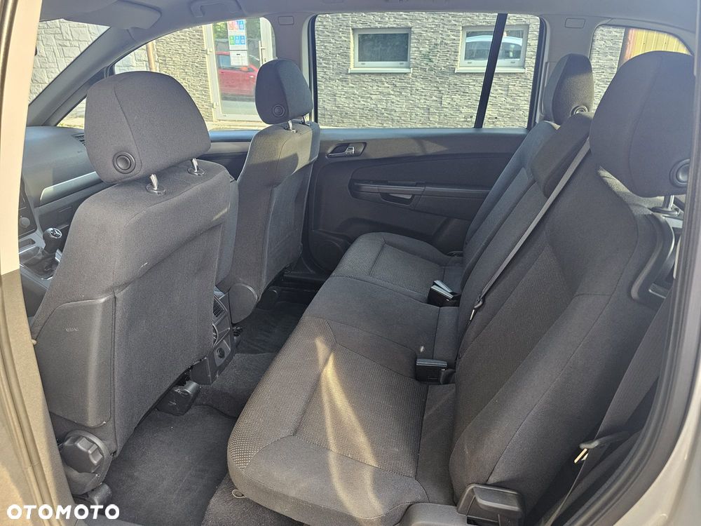 Używany Opel Zafira 2013 - 19 900 PLN, 198 738 km - Otomoto.pl