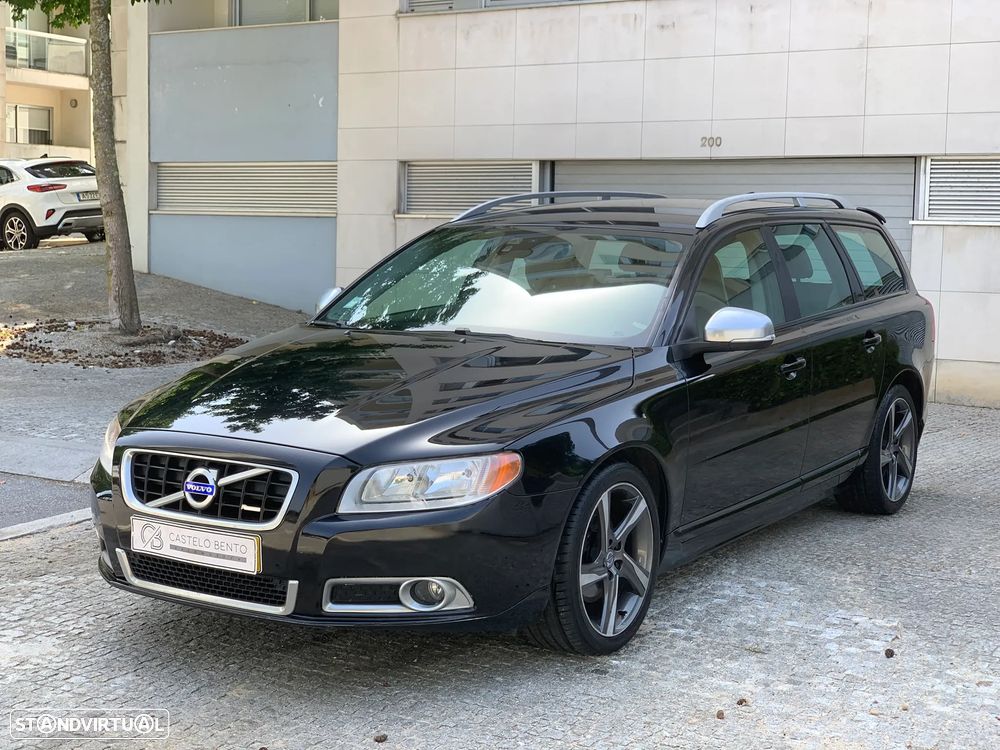 Usado Volvo V70 2011 - 9 900 EUR, 140 000 km - Standvirtual.com