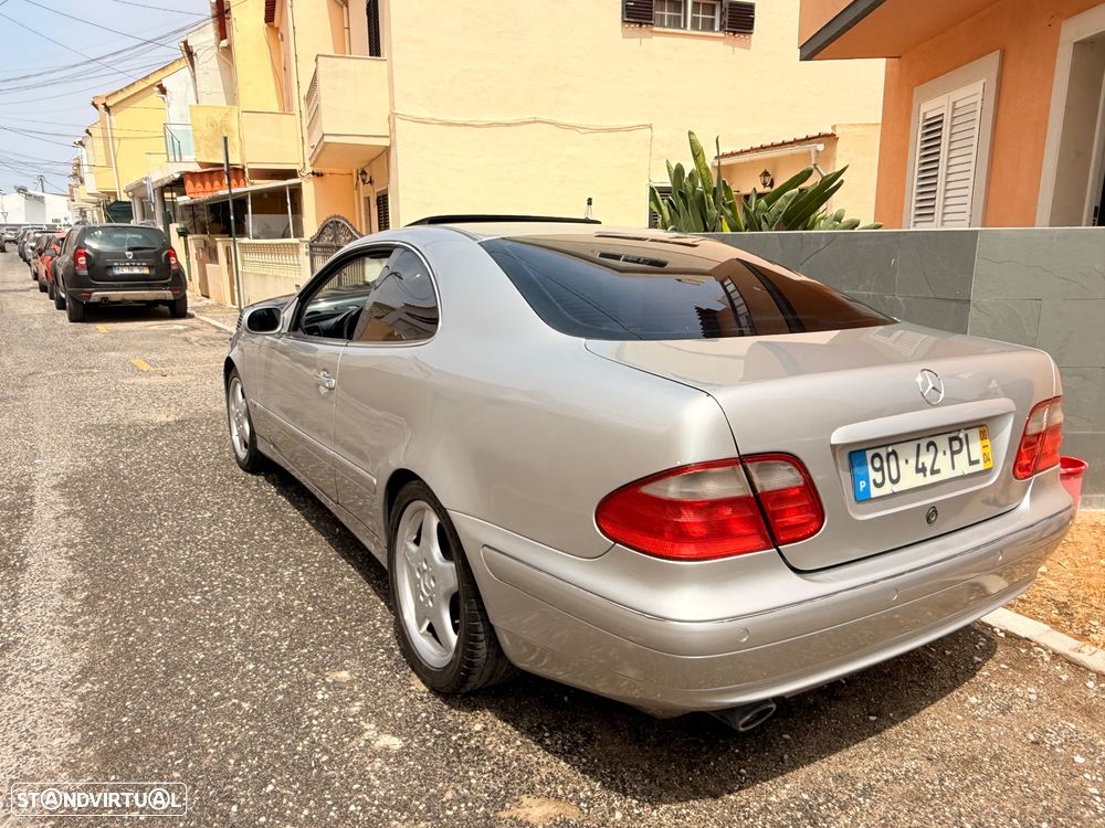 Usado Mercedes-Benz CLK 200 2000 - 2 700 EUR, 194 000 km - Standvirtual.com