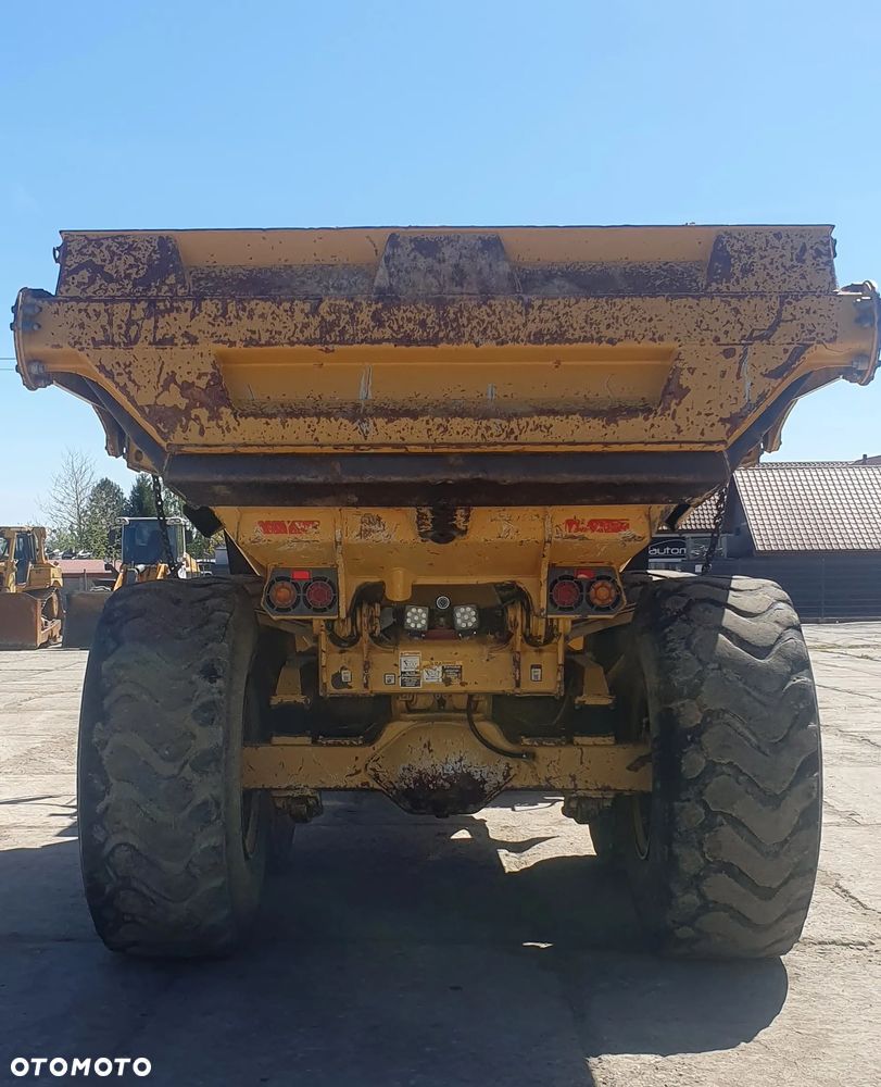 Używany Bell B25D 2008 - 282 900 PLN - Otomoto.pl