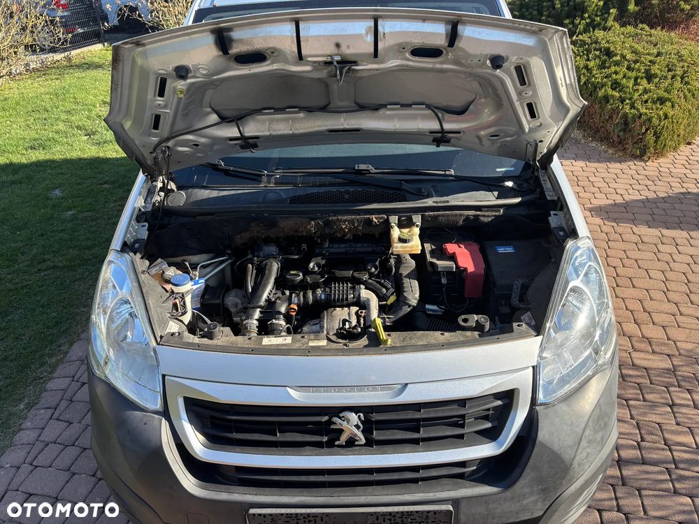 Używany Peugeot PARTNER 2016 - 26 500 PLN, 157 801 km - Otomoto.pl