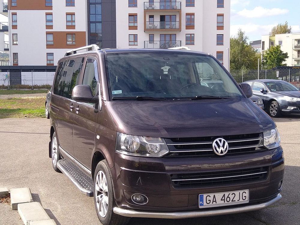 Używany Volkswagen Multivan 2010 - 69 999 PLN, 308 617 km - Otomoto.pl