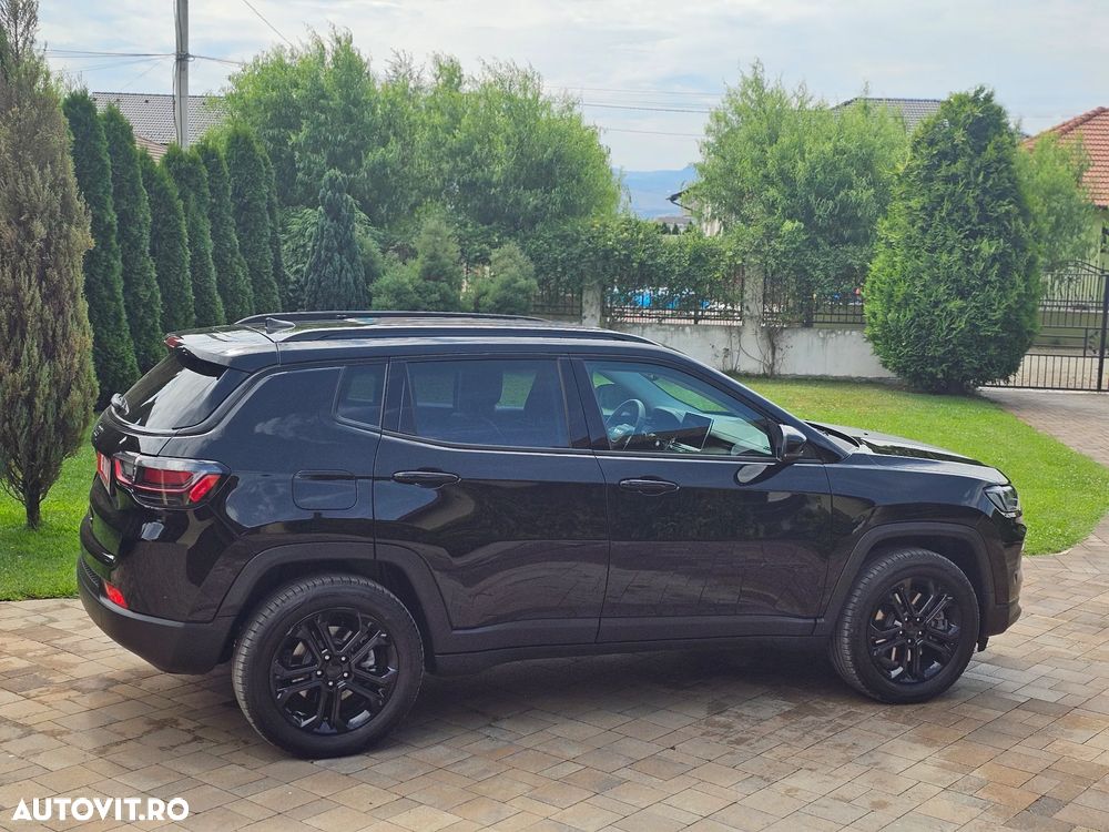 Second hand Jeep Compass - 27 300 EUR3 900 km - Autovit