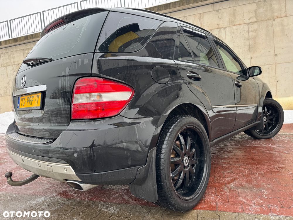 Używany Mercedes-Benz ML 2005 - 39 999 PLN, 280 000 km - Otomoto.pl