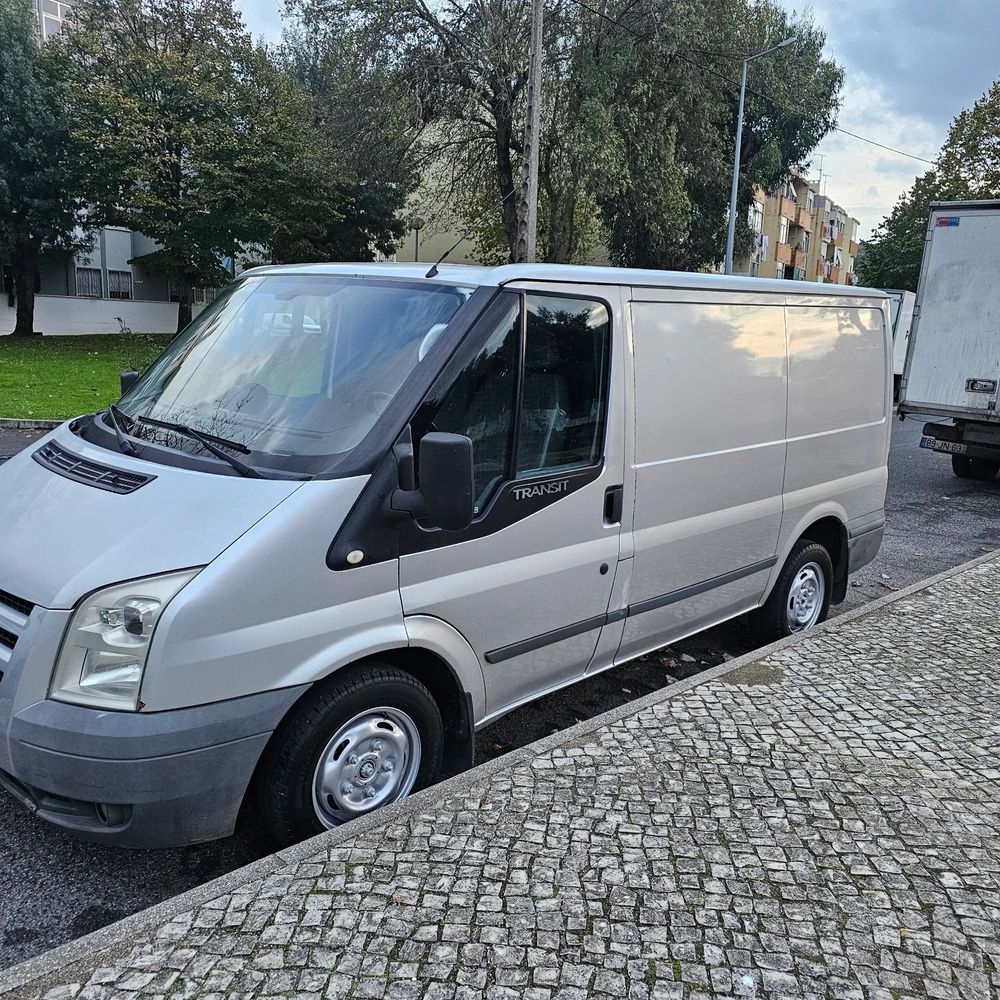 Usado Ford Transit 2009 - 6 800 EUR, 250 000 km - Standvirtual.com