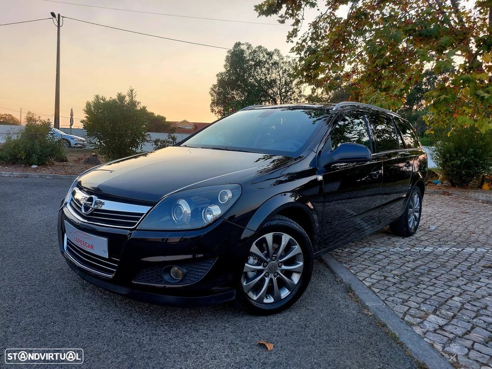 Usado Opel Astra Caravan 2010 - 6 950 EUR, 149 000 km - Standvirtual.com
