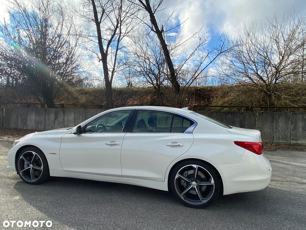Używany Infiniti Q50 2017 - 61 800 PLN, 136 450 km - Otomoto.pl