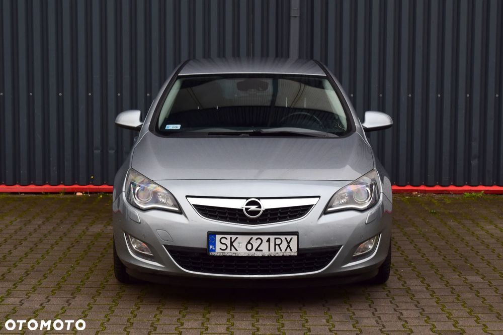 Używany Opel Astra 2010 - 19 900 PLN, 229 900 km - Otomoto.pl
