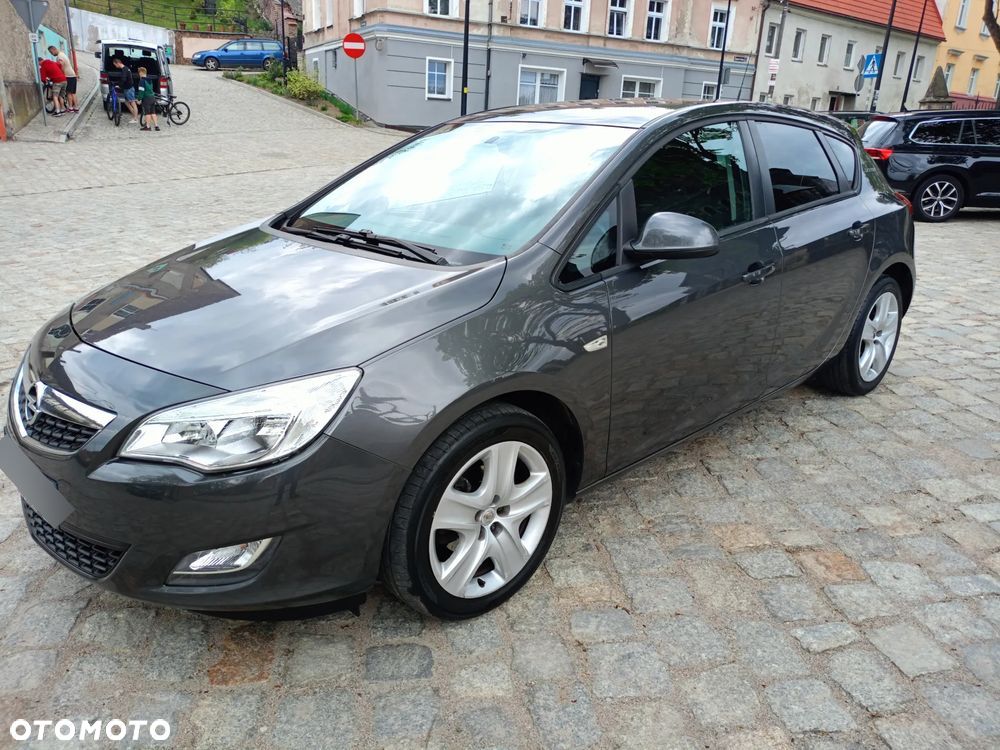 Używany Opel Astra 2011 - 23 900 PLN, 137 000 km - Otomoto.pl