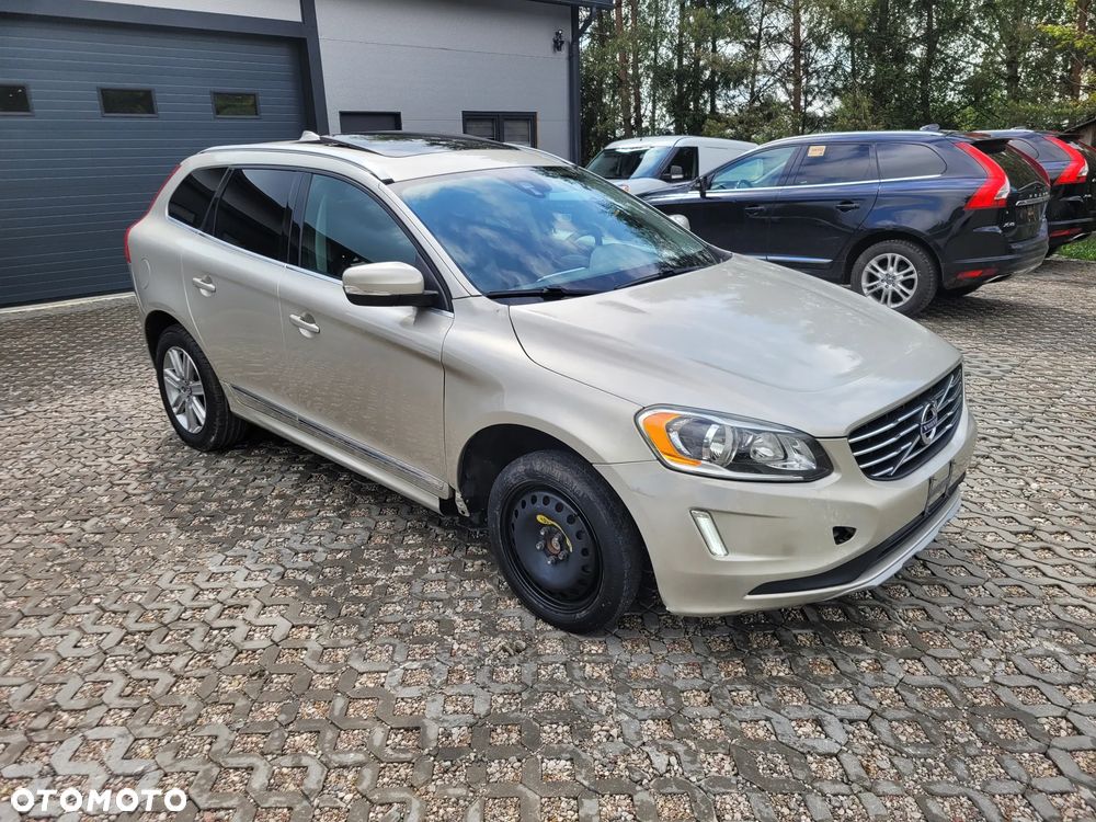 Używany Volvo XC 60 2016 - 42 500 PLN, 216 343 km - Otomoto.pl