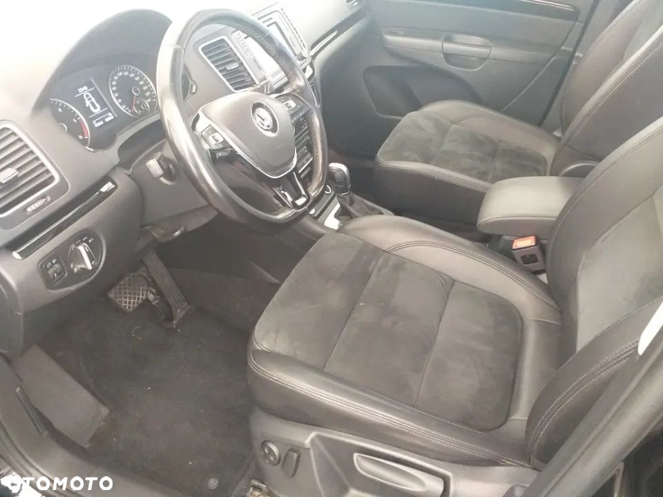 Używany Volkswagen Sharan 2018 - 73 900 PLN, 99 000 km - Otomoto.pl