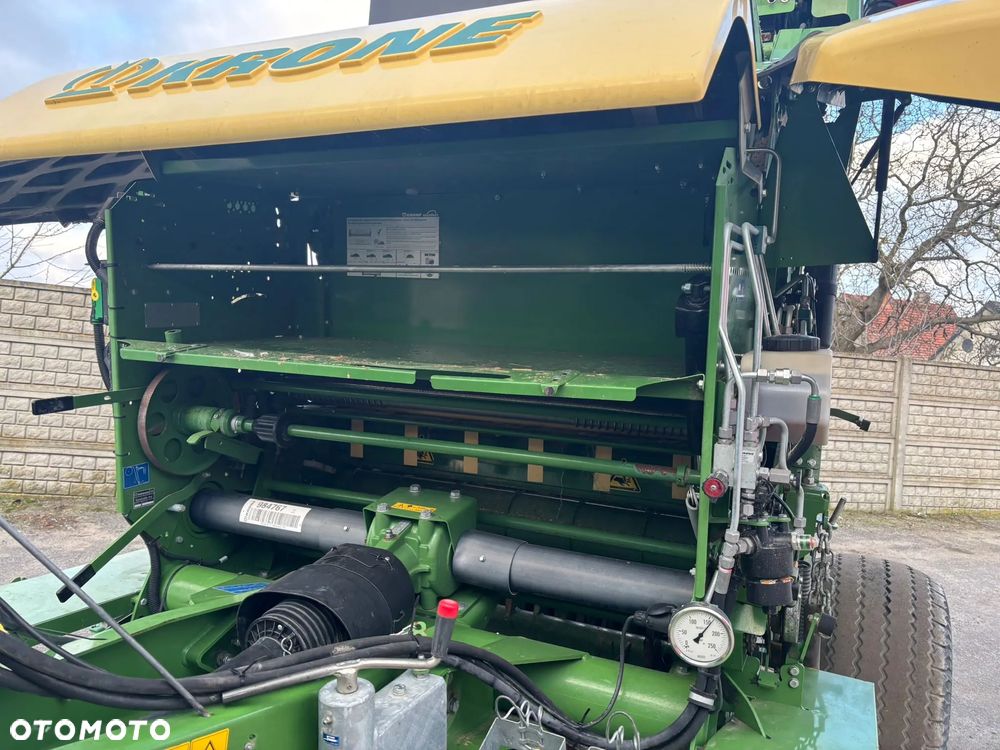 Używany Krone Comprima V150 – prasa zmiennokomorowa – 2018 –12688 Bel ...