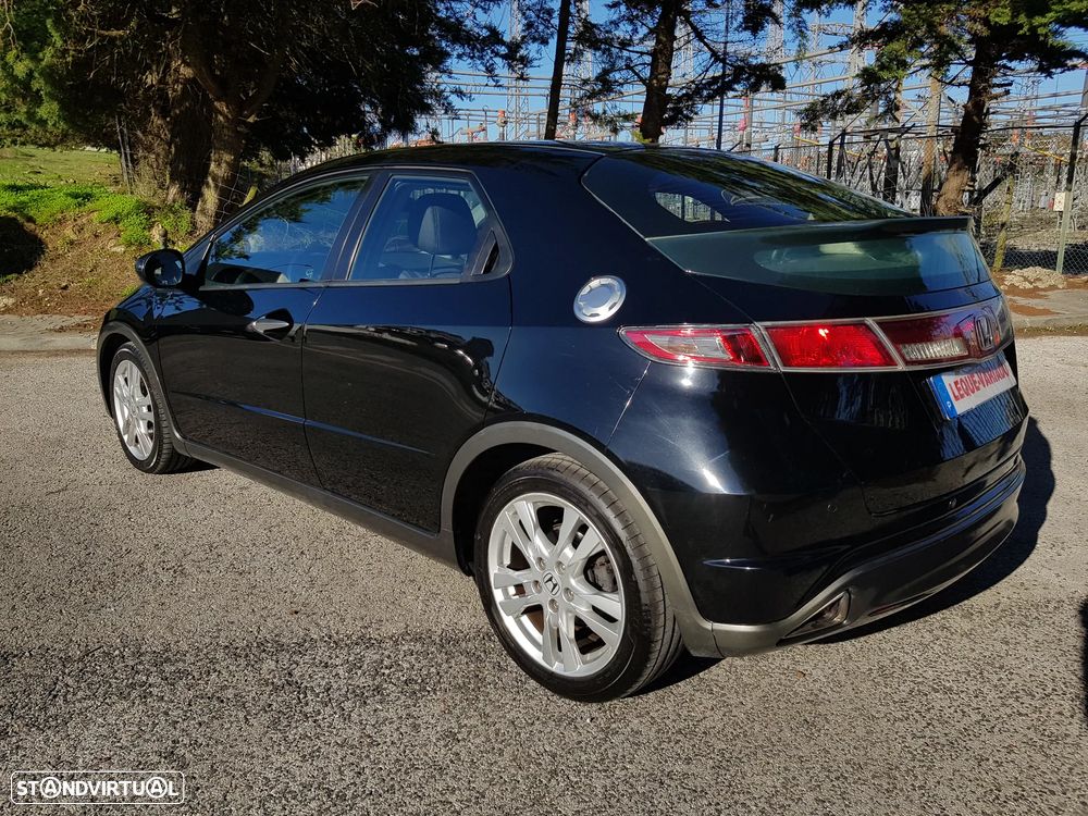 Usado Honda Civic 2009 - 9 950 EUR, 95 000 km - Standvirtual.com