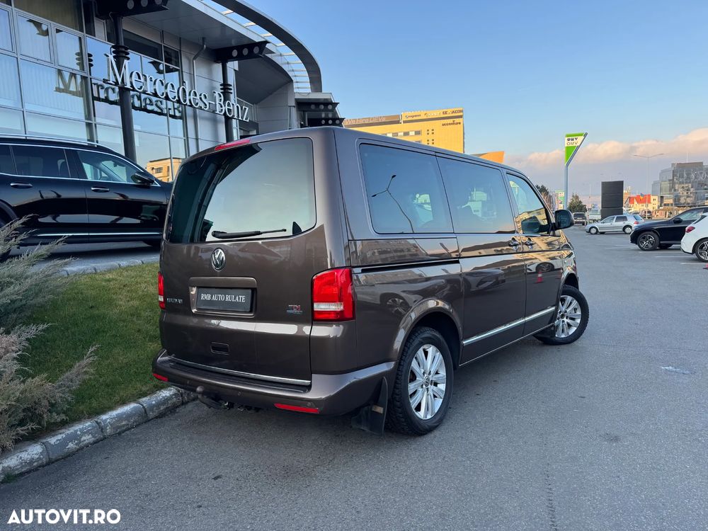 Utilizat Volkswagen Multivan 2015 - 21 990 EUR, 213 000 km - Autovit.ro
