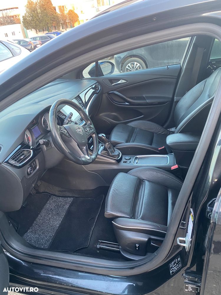 Utilizat Opel Astra 2016 - 5 500 EUR, 300 000 km - Autovit.ro