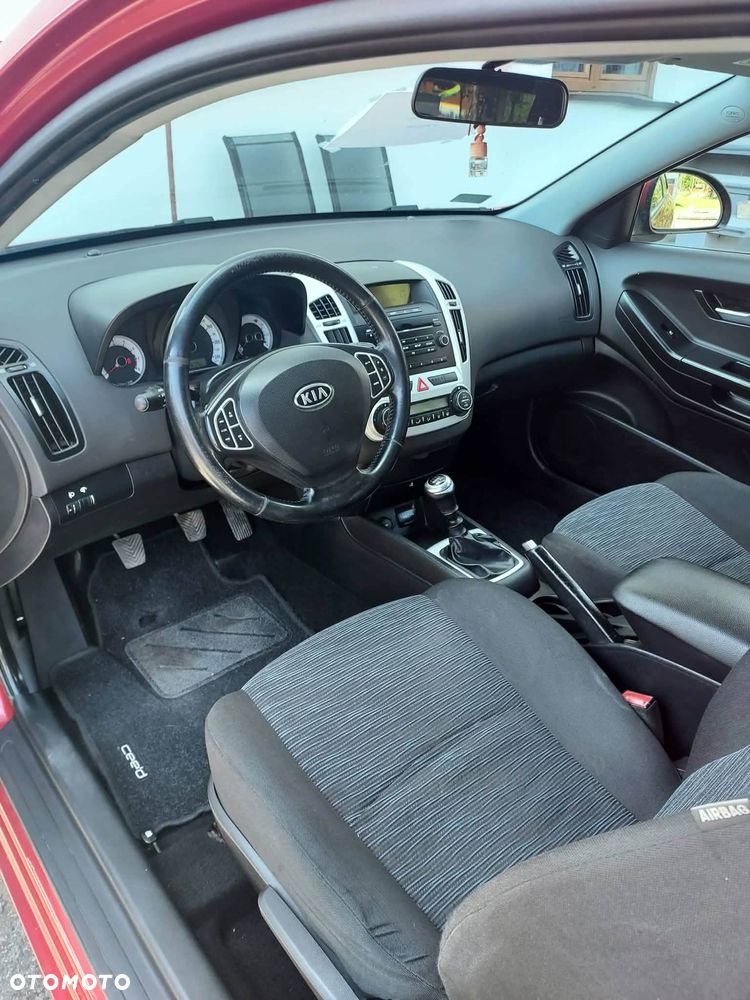 Używany Kia ProCeed 2008 - 9 000 PLN, 231 677 km - Otomoto.pl