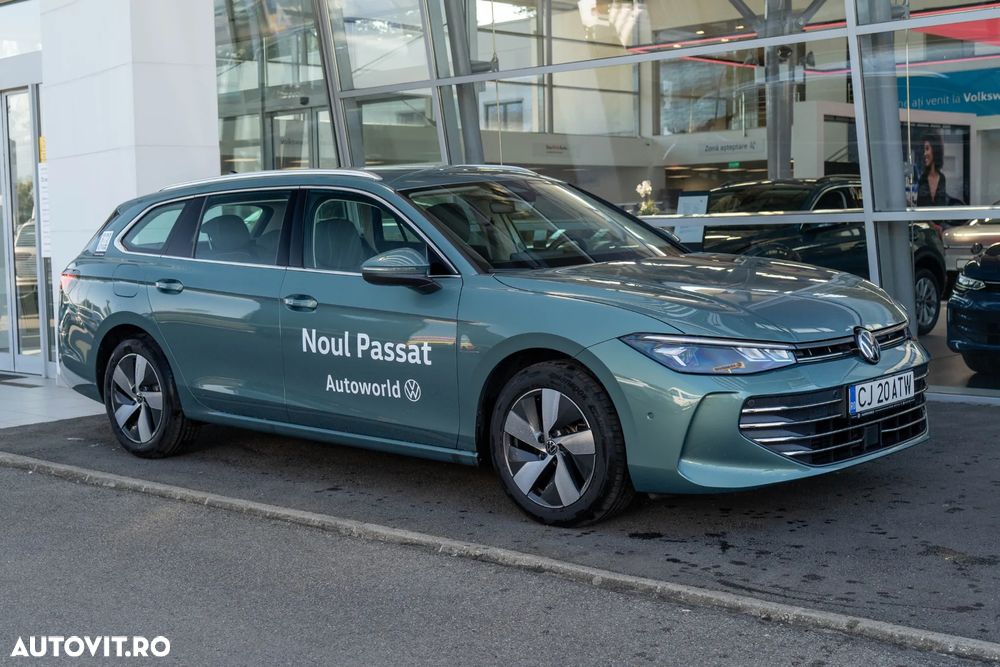 Utilizat Volkswagen Passat 2024 - 37 792,02 EUR, 6 800 km - Autovit.ro
