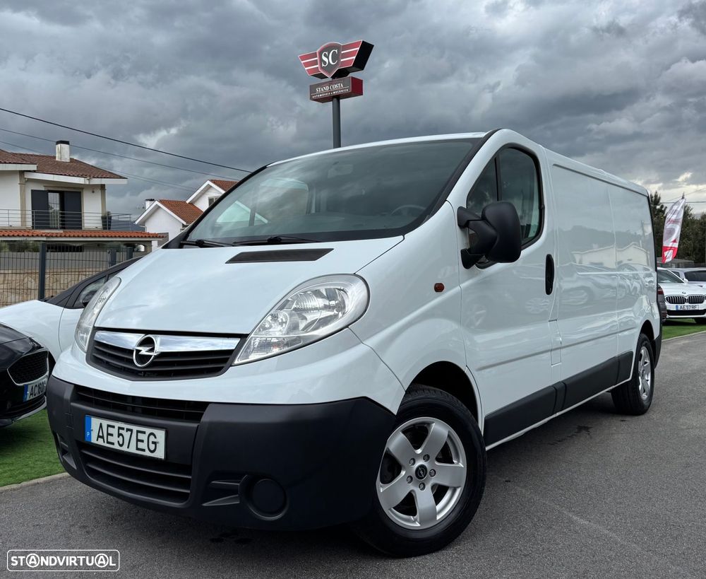 Usado Opel Vivaro 2.0 CDTi L1H1 2.9T 2012 - 11 999 EUR, 177 000 km ...