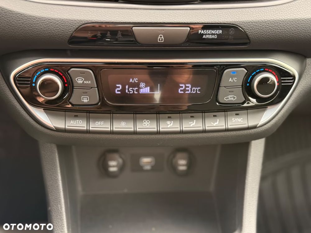 Używany Hyundai i30 2024 - 73 798,77 PLN, 55 000 km - Otomoto.pl