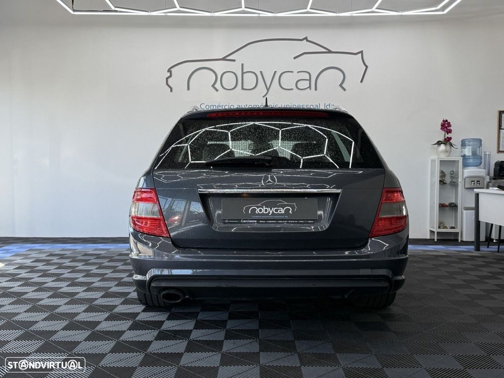 Usado Mercedes-Benz C 220 2008 - 11 990 EUR, 259 000 km - Standvirtual.com