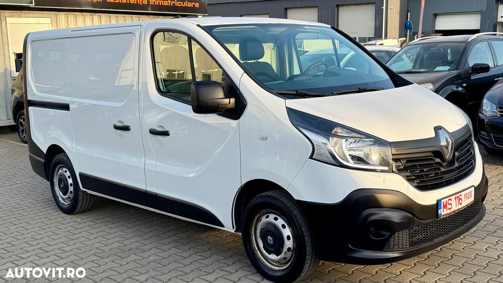 Utilizat Renault Trafic 2016 - 10 997,98 EUR, 178 000 km - Autovit.ro
