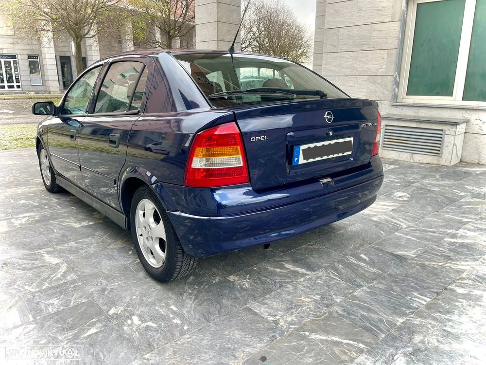 Usado Opel Astra 2001 - 2 399 EUR, 124 230 km - Standvirtual.com