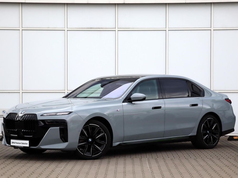 Używany BMW Seria 7 2023 - 539 900 PLN, 13 650 km - Otomoto.pl