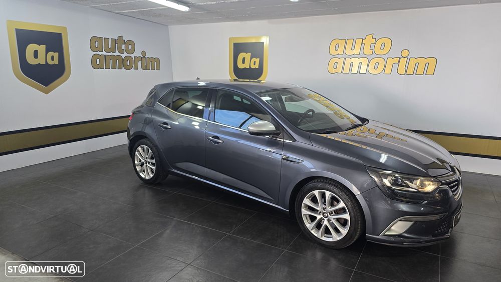 Usado Renault Mégane 2016 - 12 950 EUR, 133 000 km - Standvirtual.com
