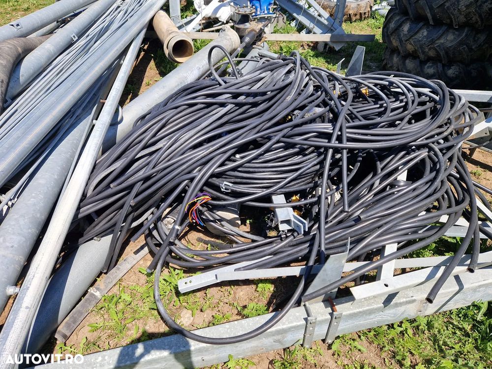 Utilizat Altul REINKE E 2060-G TOW SISTEM IRIGATIE CU PIVOT MOBIL 340 ...
