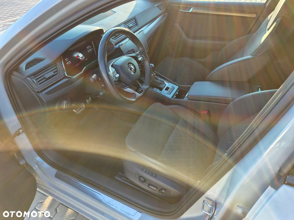 Używany Skoda Superb 2023 - 40 000 PLN, 39 000 km - Otomoto.pl