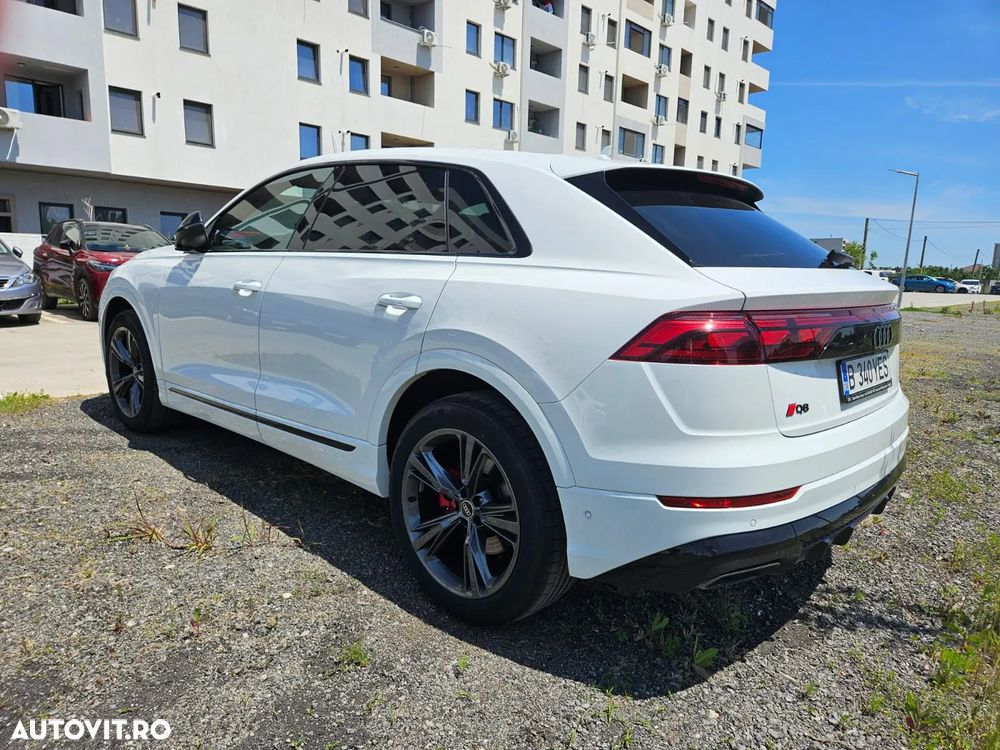 Utilizat Audi Q8 2024 - 82 800 EUR, 5 600 km - Autovit.ro