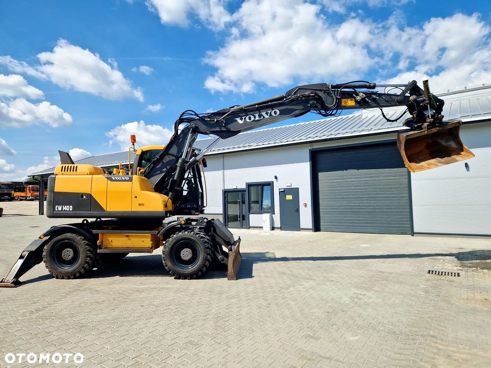 Używany Volvo EW140D ROTATOR 2014 - 368 877 PLN - Otomoto.pl