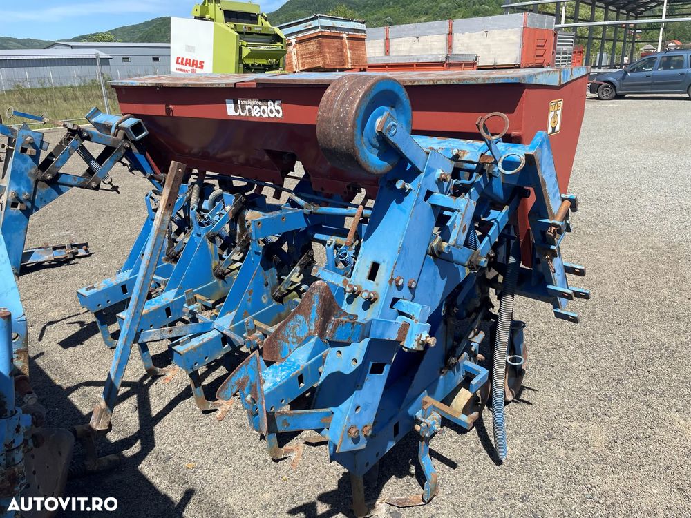 Utilizat Alta Prasitoare 3,50m, 7 sectii, cu fertilizare, Agrotab MM ...