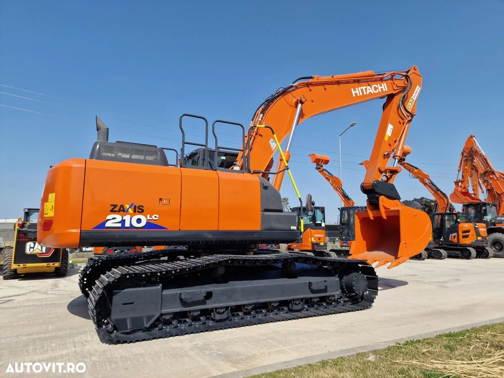 Utilizat Hitachi ZX210, 23tone, CUPLA RAPIDA+Cupa noua 1,3mc, inst picon, Aer conditioinat ...