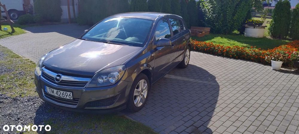 Używany Opel Astra 2010 - 13 000 PLN, 174 931 km - Otomoto.pl
