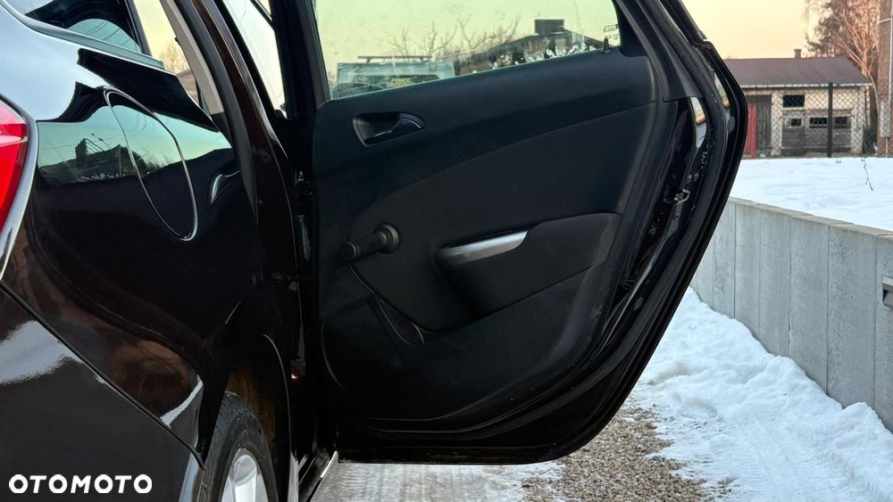 Używany Opel Astra 2012 - 18 500 PLN, 166 231 km - Otomoto.pl