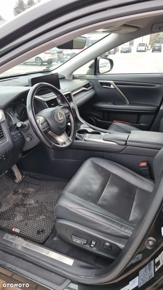 Używany Lexus RX 2021 - 108 000 PLN, 263 114 km - Otomoto.pl