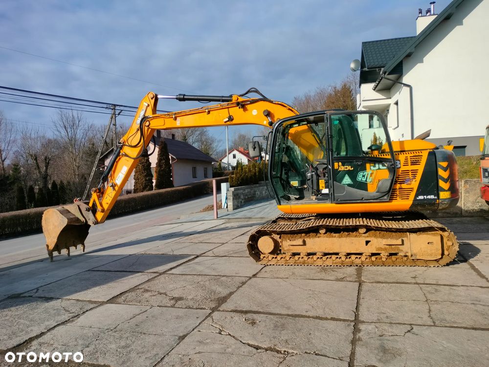 Używany JCB JS145LC 2015 - 174 660 PLN - Otomoto.pl
