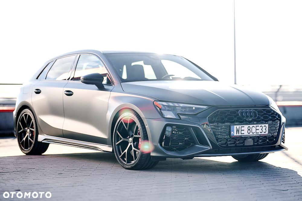 Używany Audi RS3 Sportback 2024 - 294 000 PLN, 10 600 km - Otomoto.pl