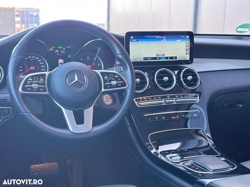 Utilizat Mercedes-Benz GLC 2021 - 35 090 EUR, 139 144 km - Autovit.ro